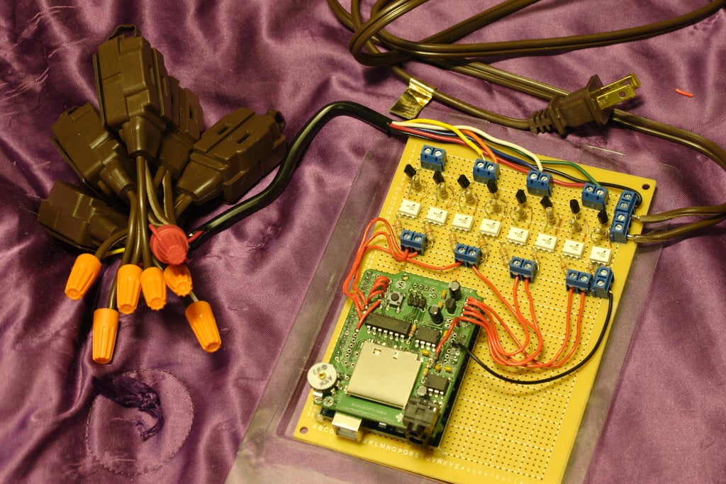 Christmas Lights to Music Using Arduino : 9 Steps (with Pictures) - Instructables
