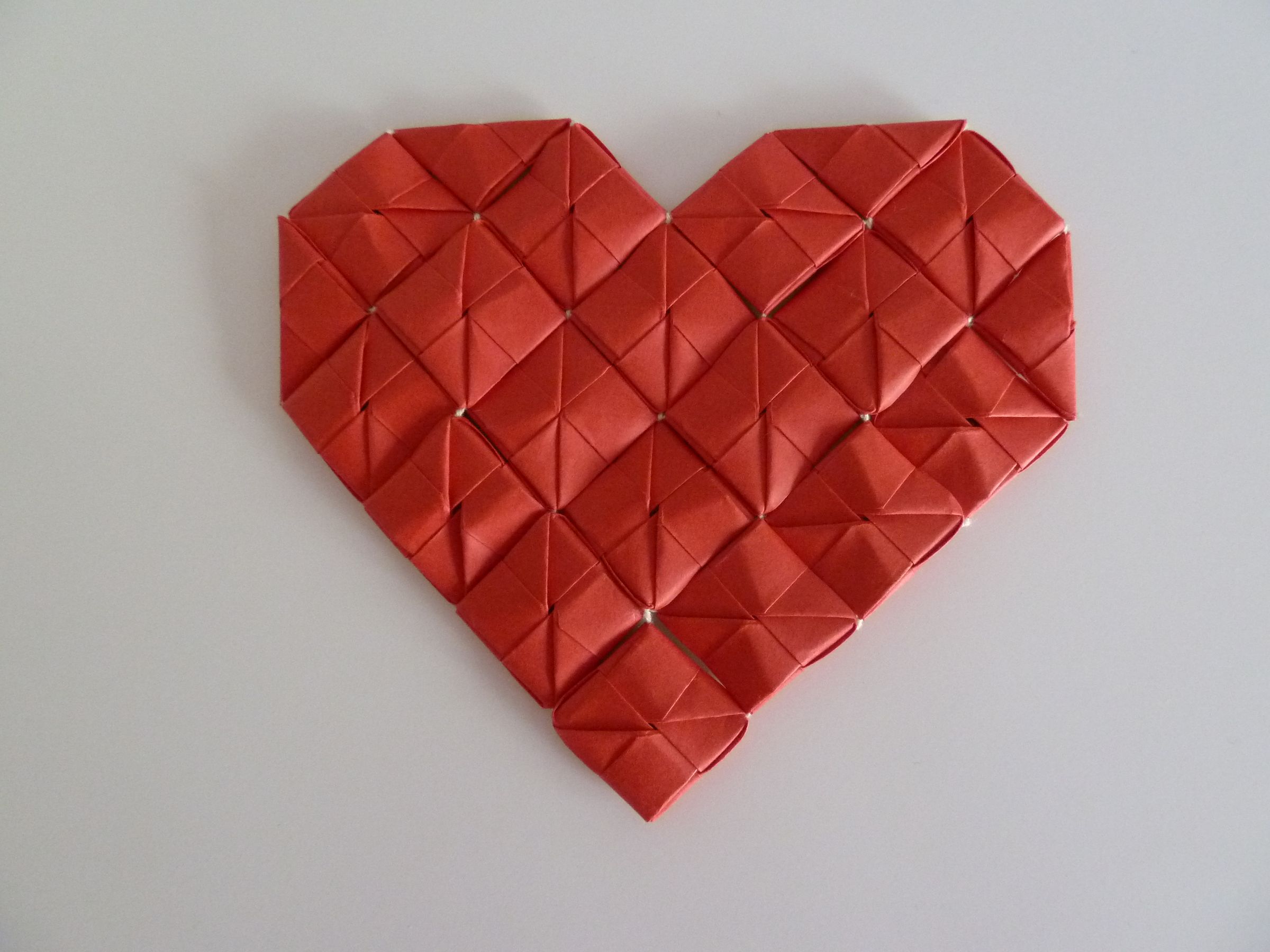 Paper Heart Decorations : 16 Steps (with Pictures) - Instructables
