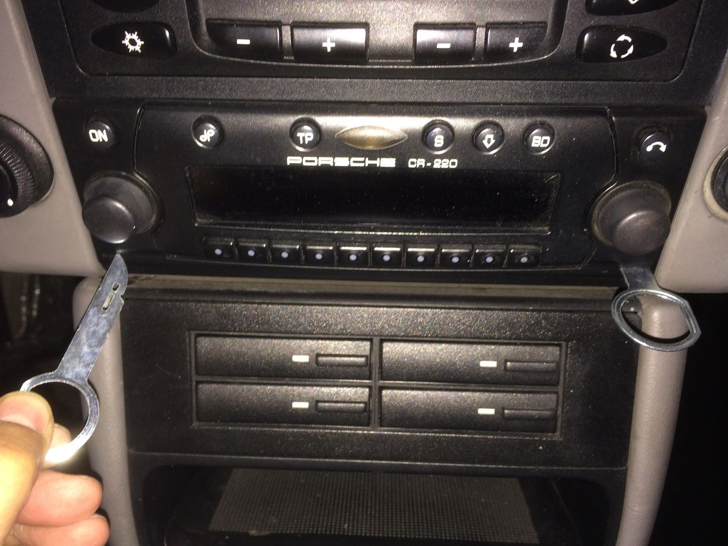 Porsche Radio Installation : 14 Steps - Instructables