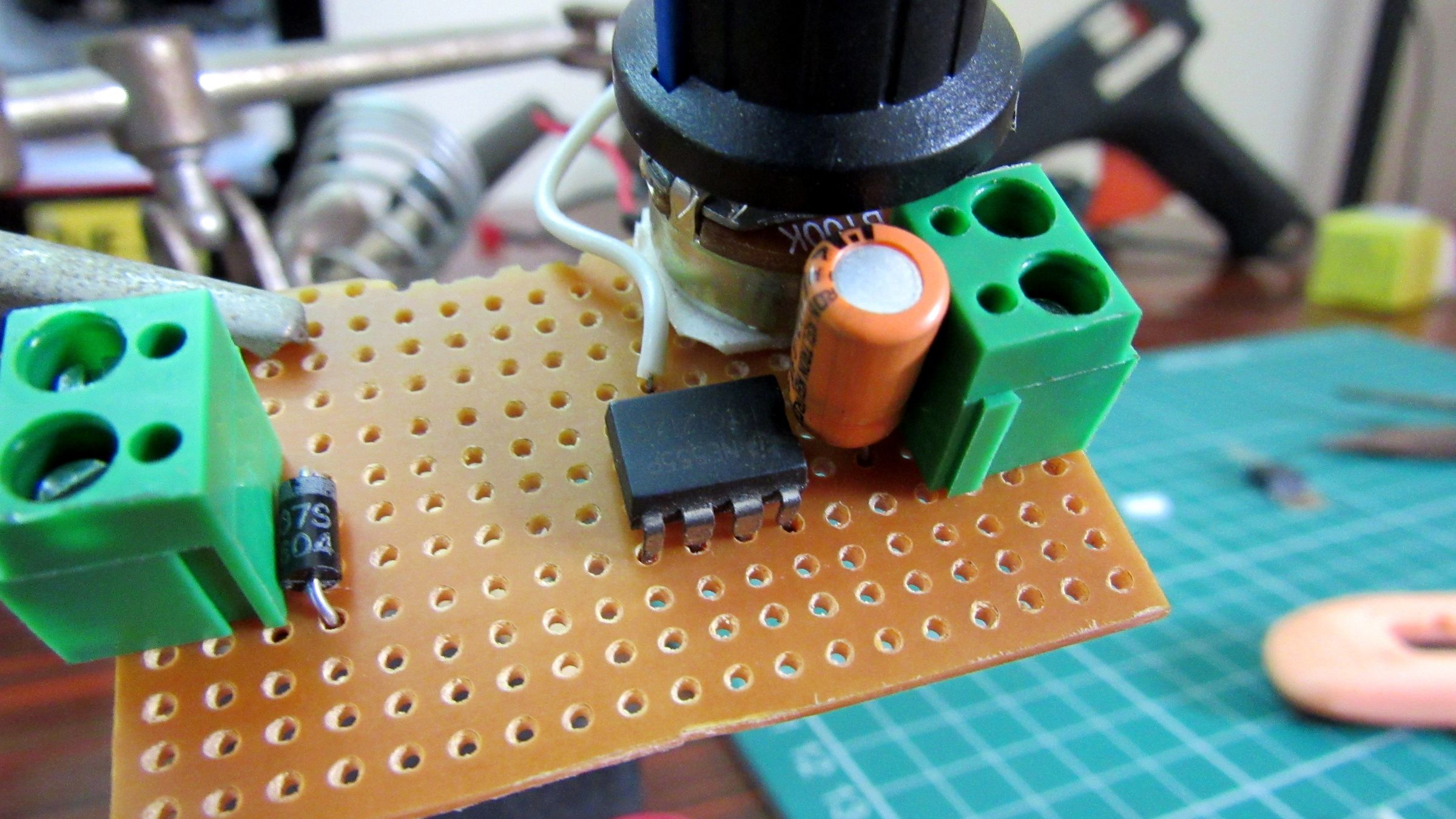 How to Make an Universal DC Motor Speed Controller : 5 Steps (with ...