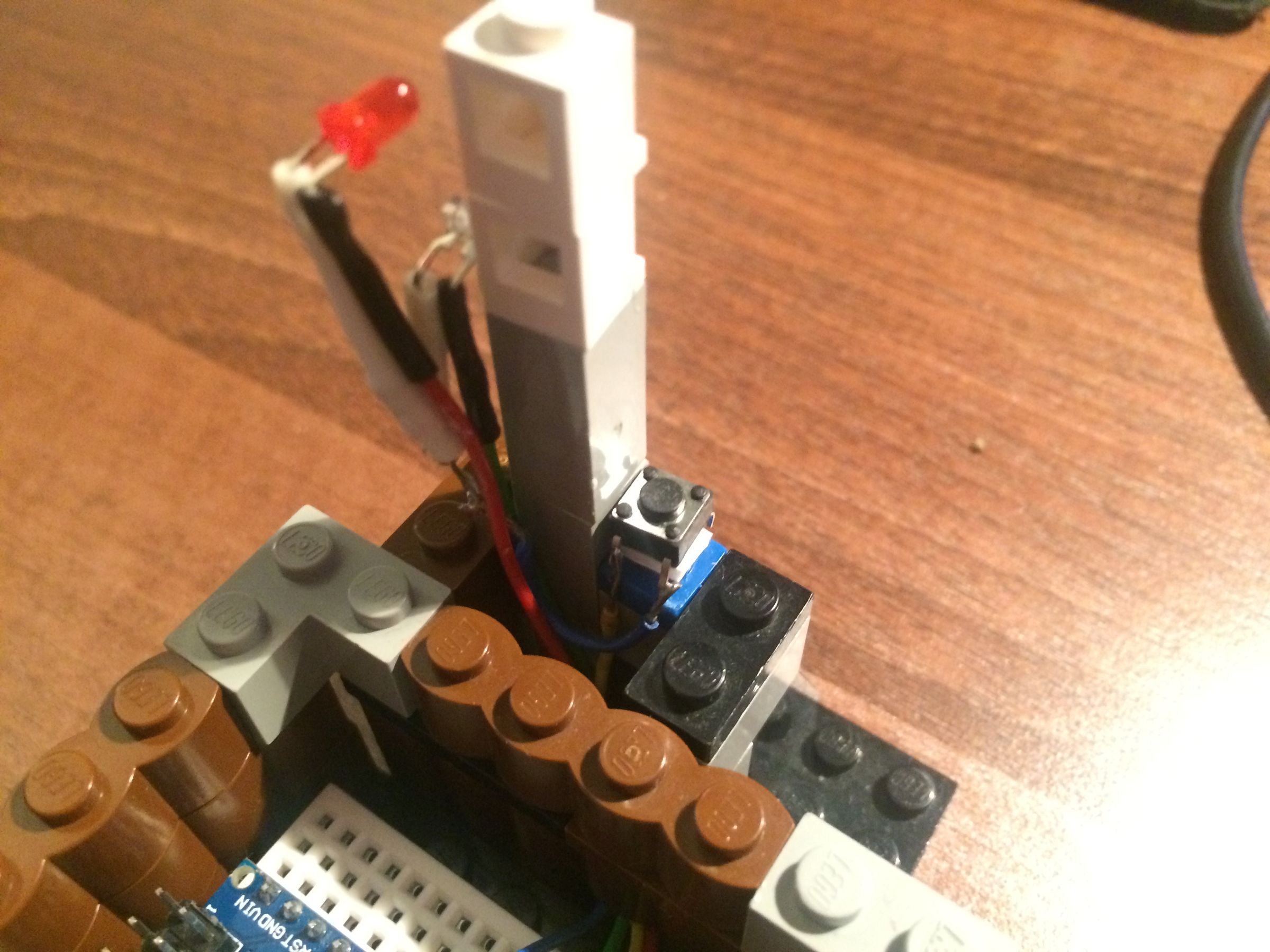 Railroad Signal Using Arduino : 5 Steps (with Pictures) - Instructables