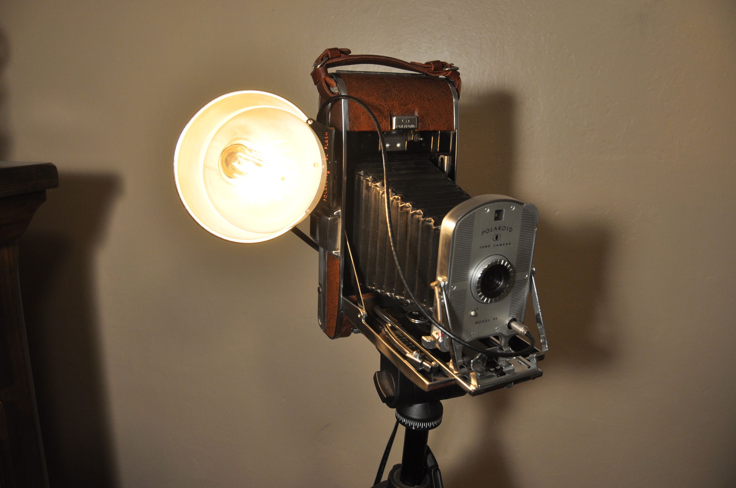 Vintage Camera Lamp : 8 Steps (with Pictures) - Instructables