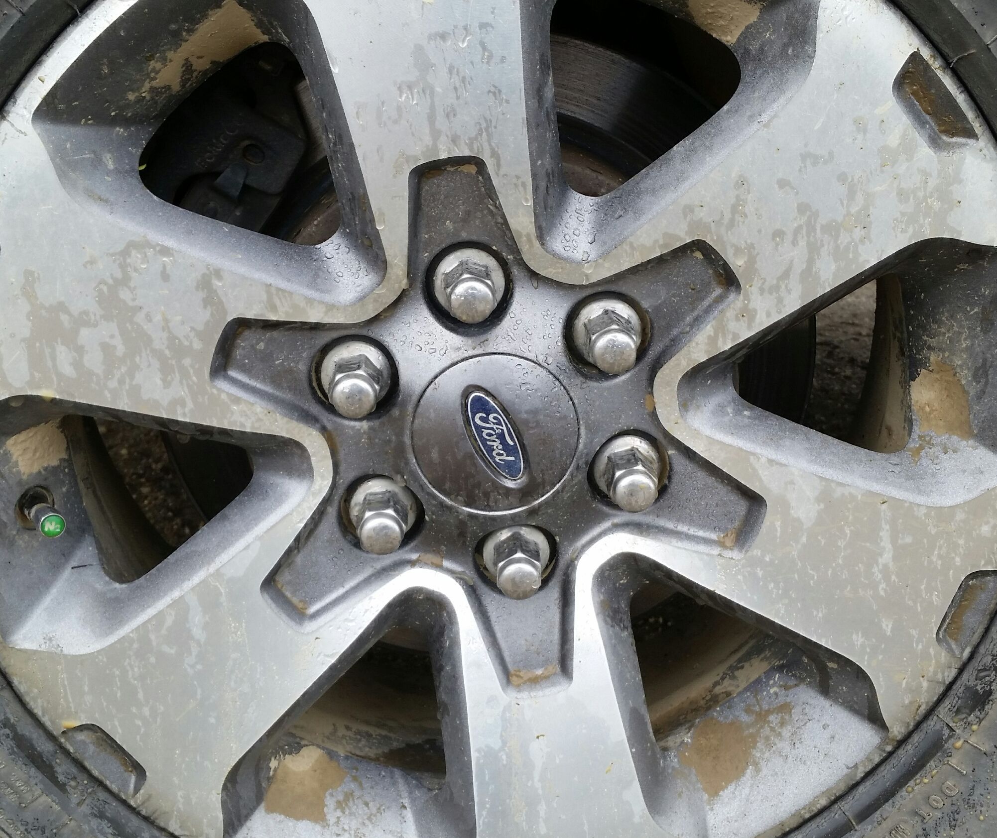 Emergency Tire Change Procedure : 22 Steps (with Pictures) - Instructables