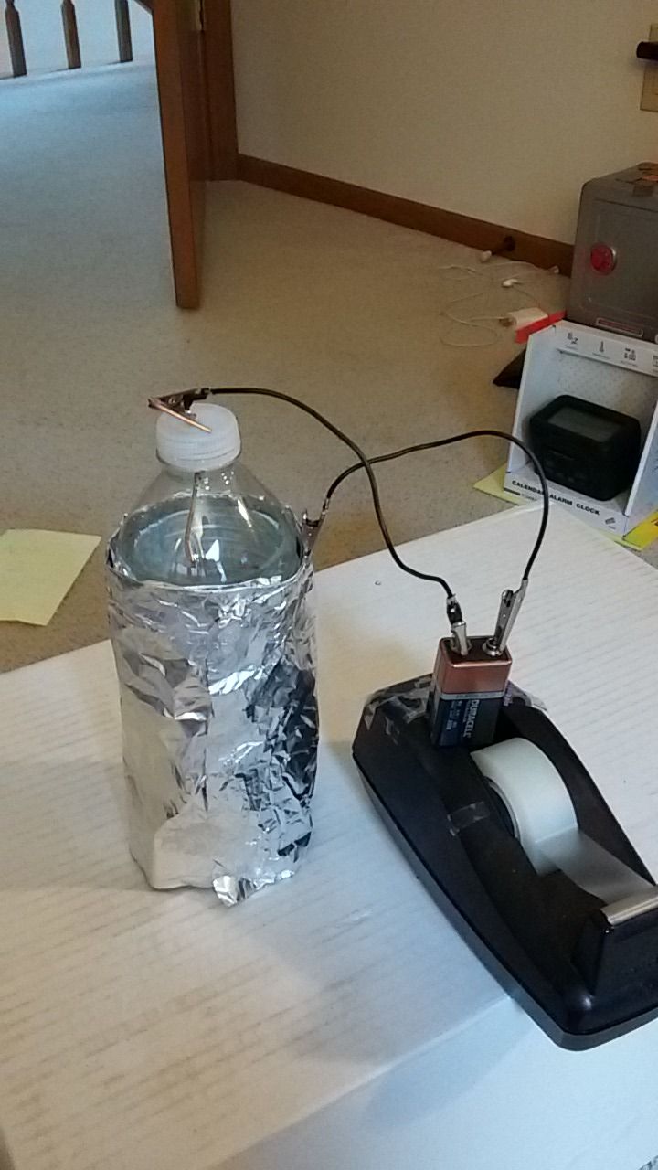 Water Bottle Capacitor : 10 Steps - Instructables