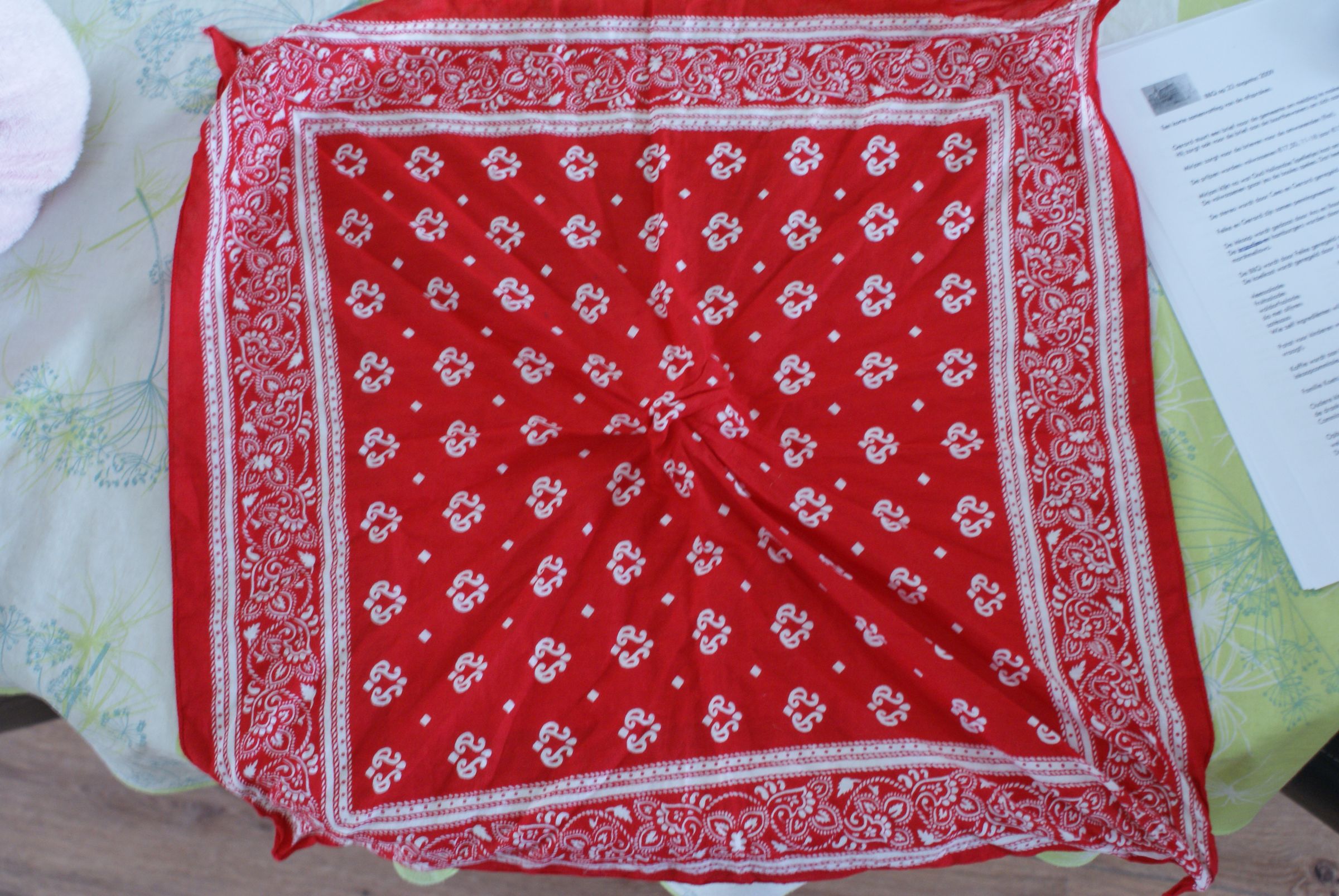 Parachute Puppet. : 4 Steps - Instructables