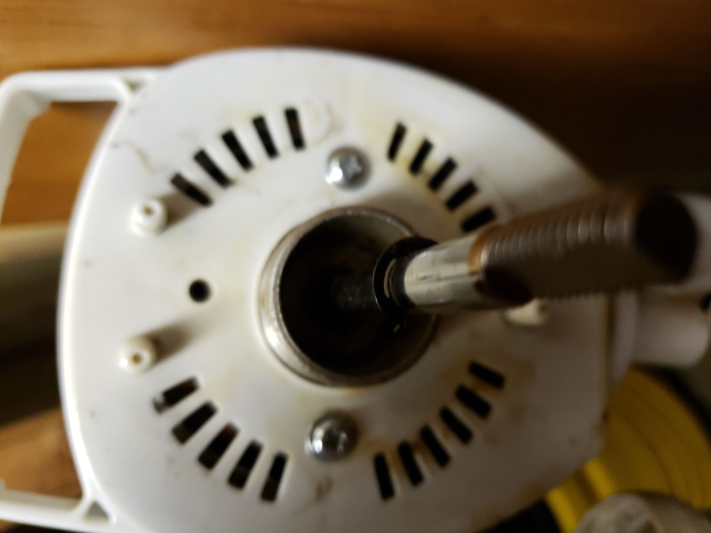 Repair a Fan That Won't Turn : 6 Steps - Instructables