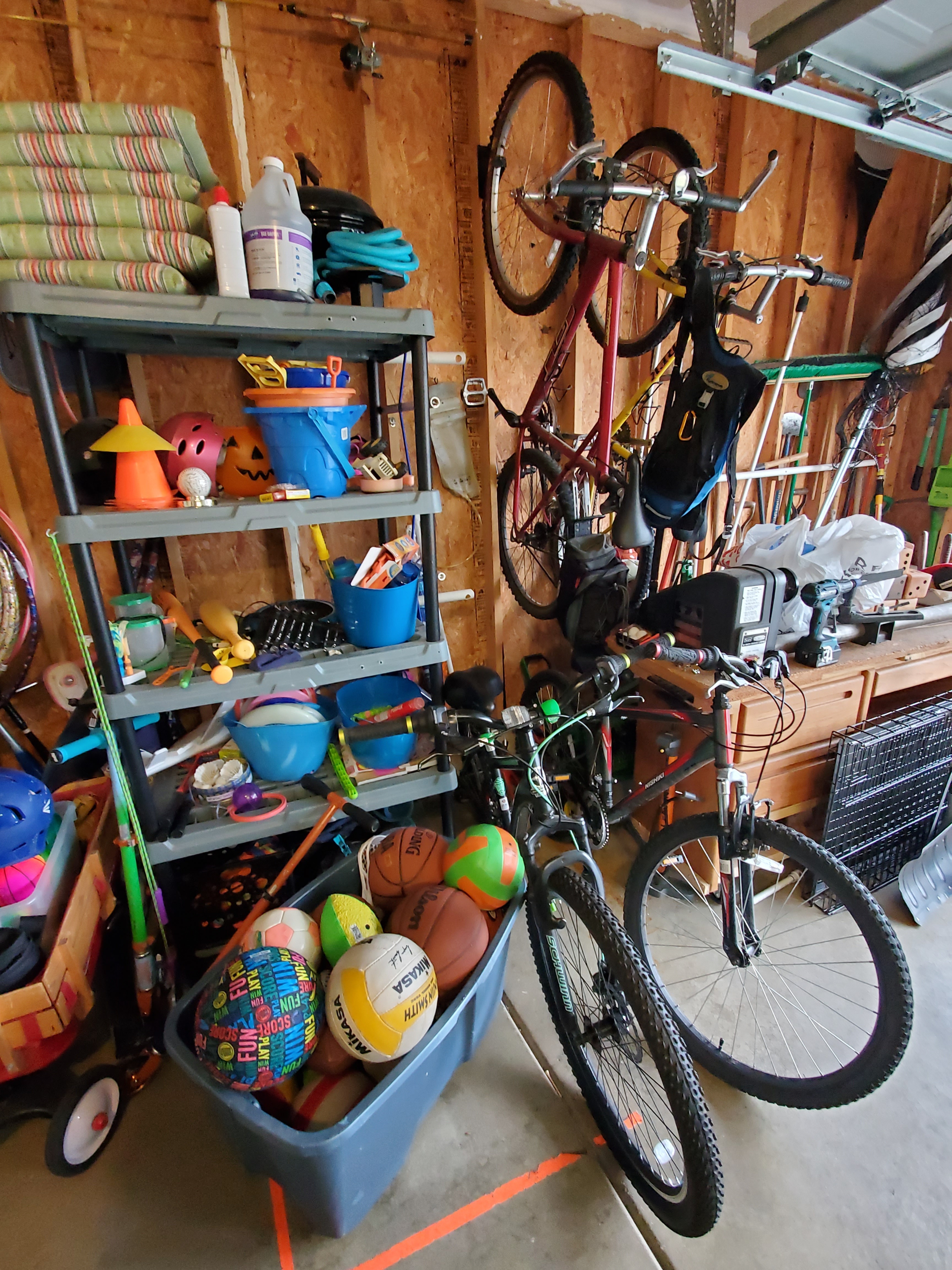 Space Saving Ball Storage : 6 Steps (with Pictures) - Instructables