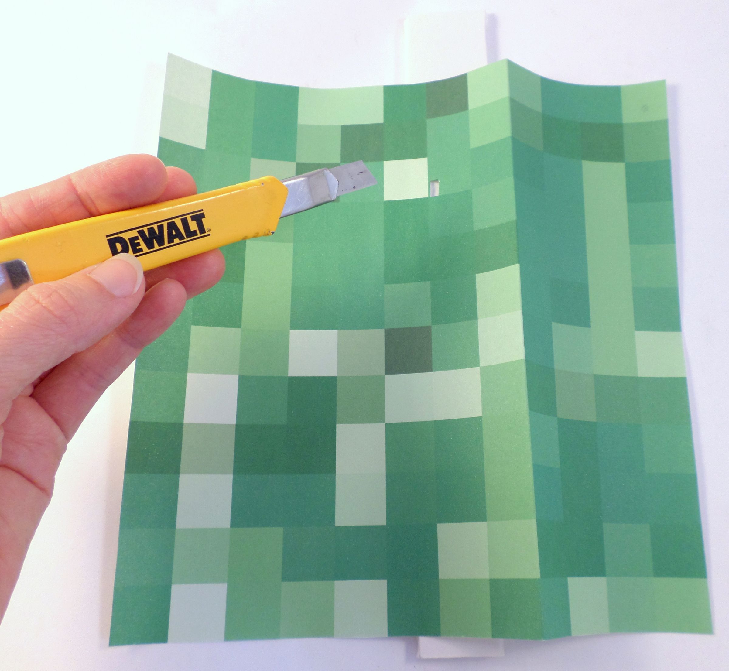 RC Minecraft Creeper Robot : 17 Steps (with Pictures) - Instructables