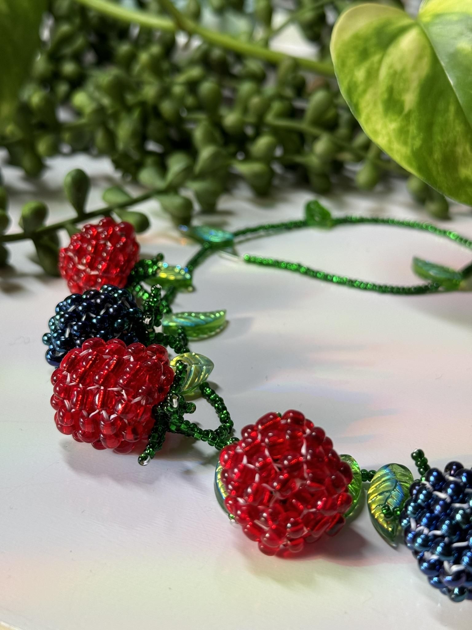 Beaded Raspberry Necklace : 18 Steps (with Pictures) - Instructables