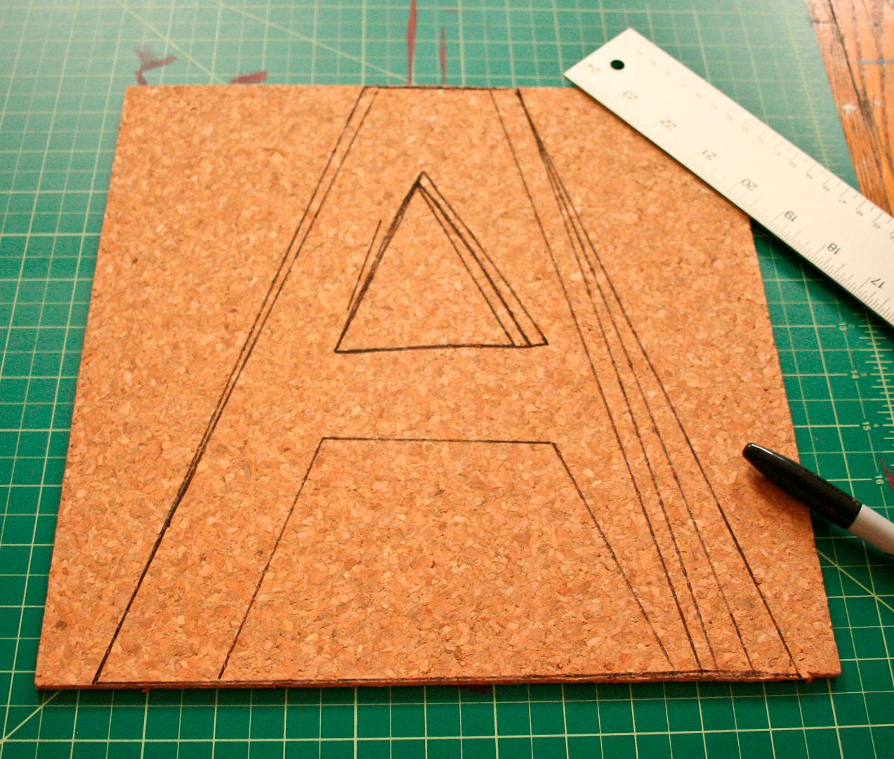 Letter Bulletin Boards : 11 Steps - Instructables