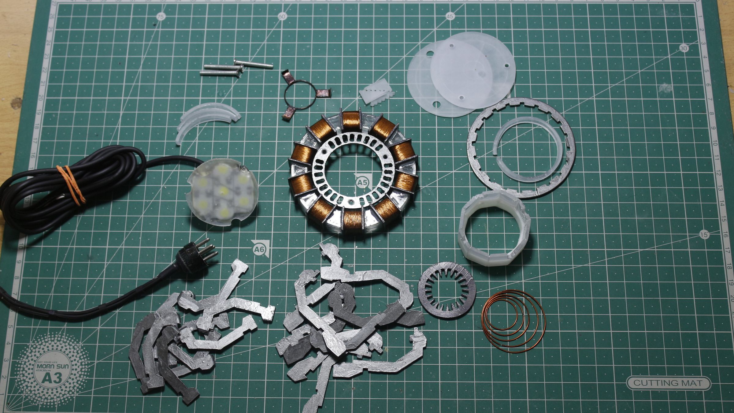 Easy MK1 Arc Reactor Replica (From Iron Man Movie) : 18 Steps (with ...