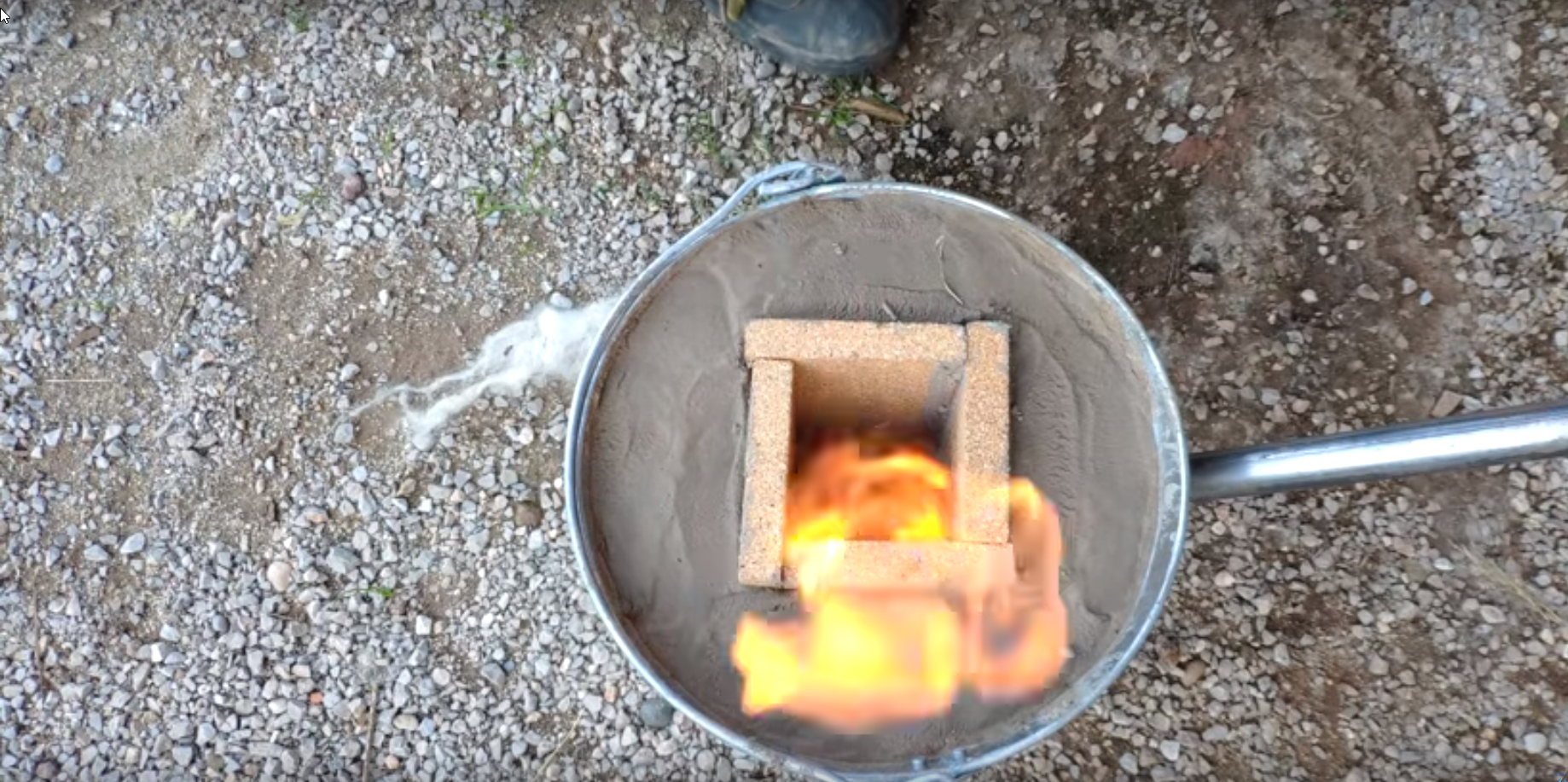 How to Make the Simplest Metal Foundry : 17 Steps (with Pictures ...