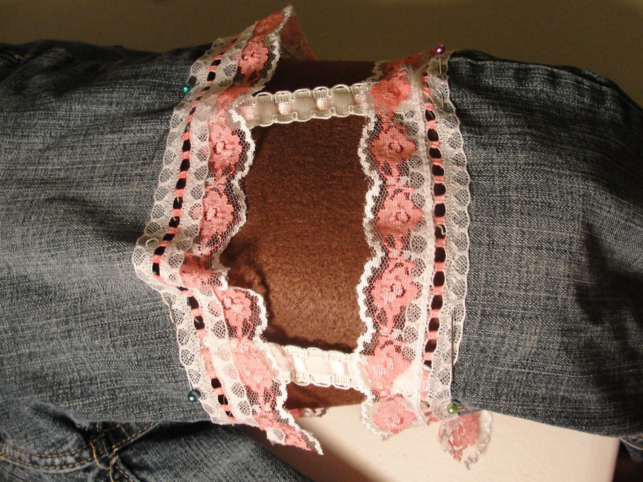 Colorful, Cut Jeans Modification : 5 Steps (with Pictures) - Instructables
