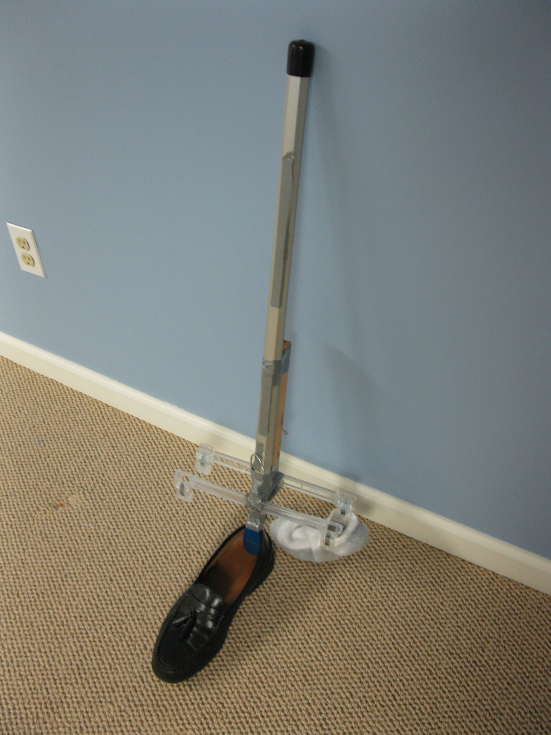 Device to Assist Putting on Socks, Pants, and Shoes : 5 Steps ...