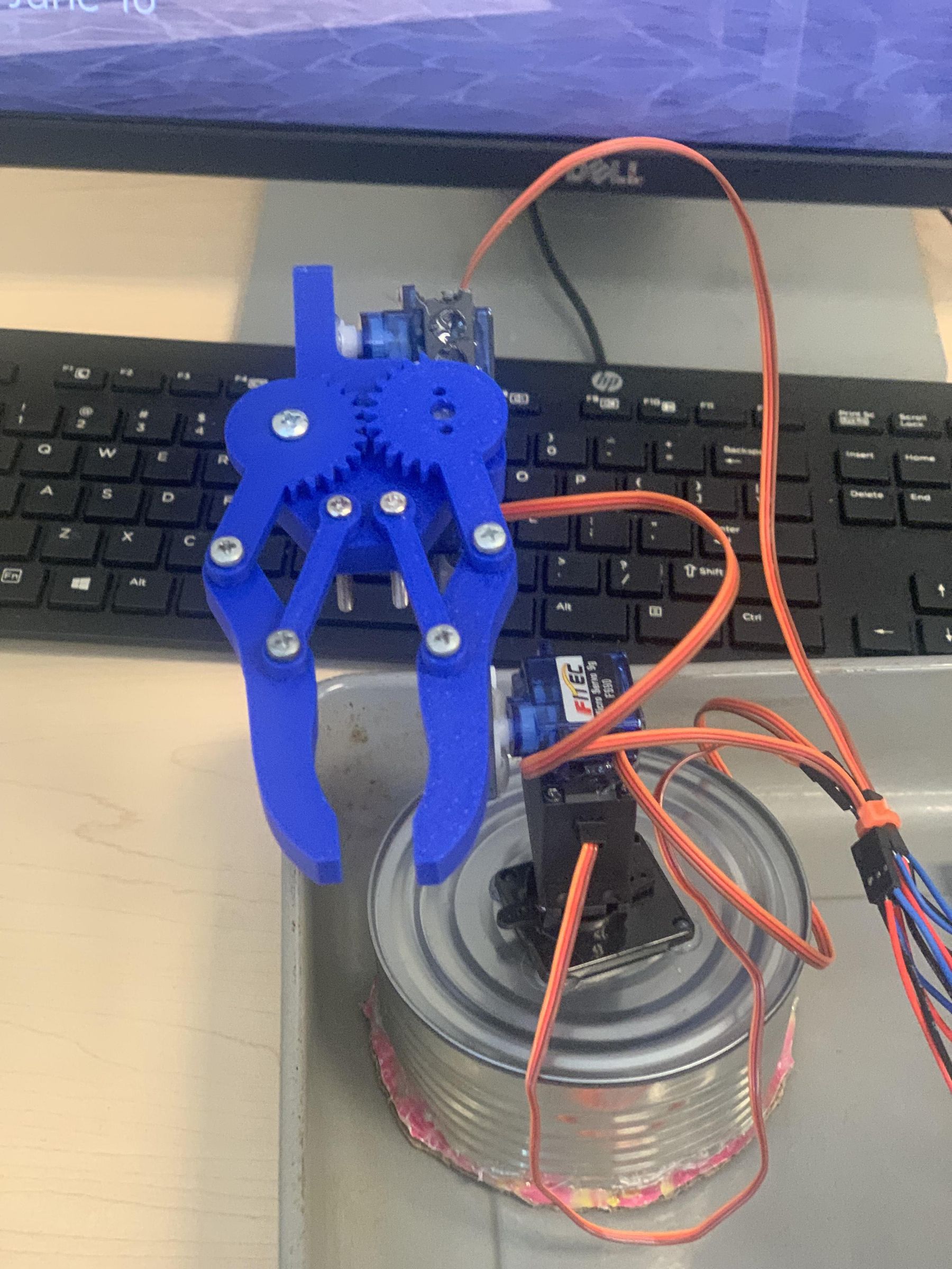 Dum-E (Build Guide) : 8 Steps - Instructables