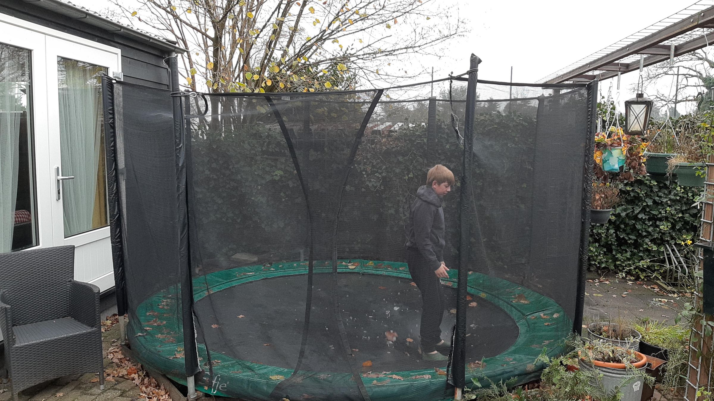 How to Do a Backflip : 7 Steps - Instructables