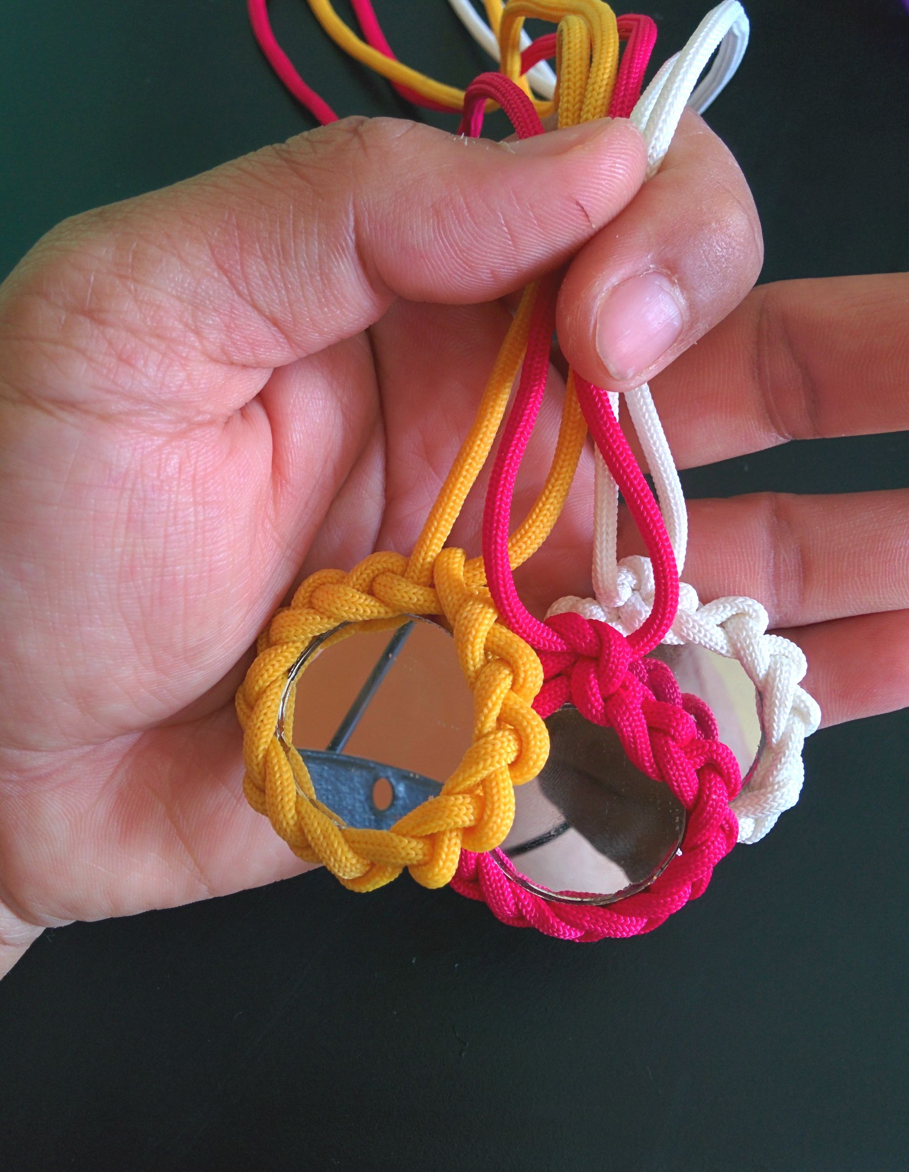 Paracord Mirror Medallion : 3 Steps (with Pictures) - Instructables