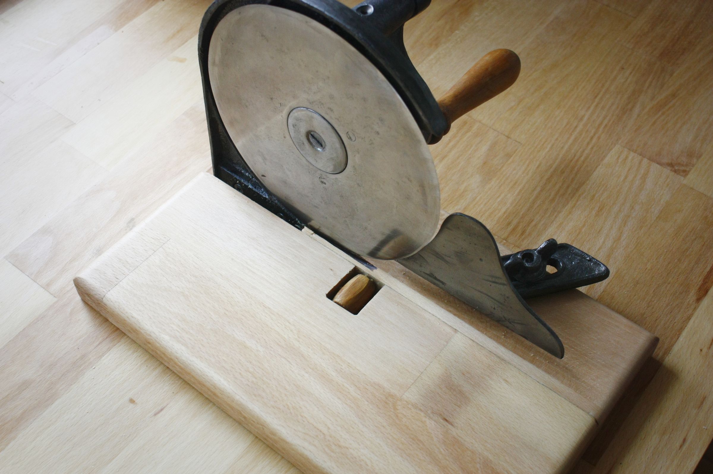Make Some Renovation! Vintage Kitchen Cutter Restored to Life Again ...