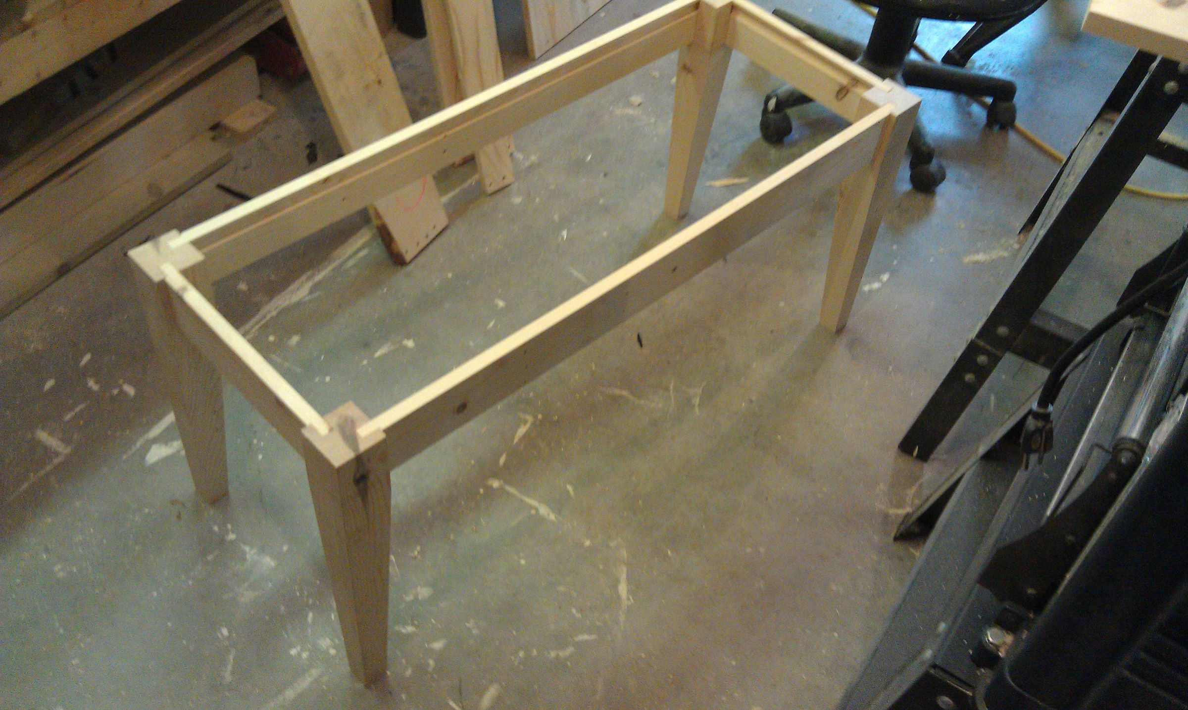 Coffee Table By: Wood Crow : 5 Steps (with Pictures) - Instructables