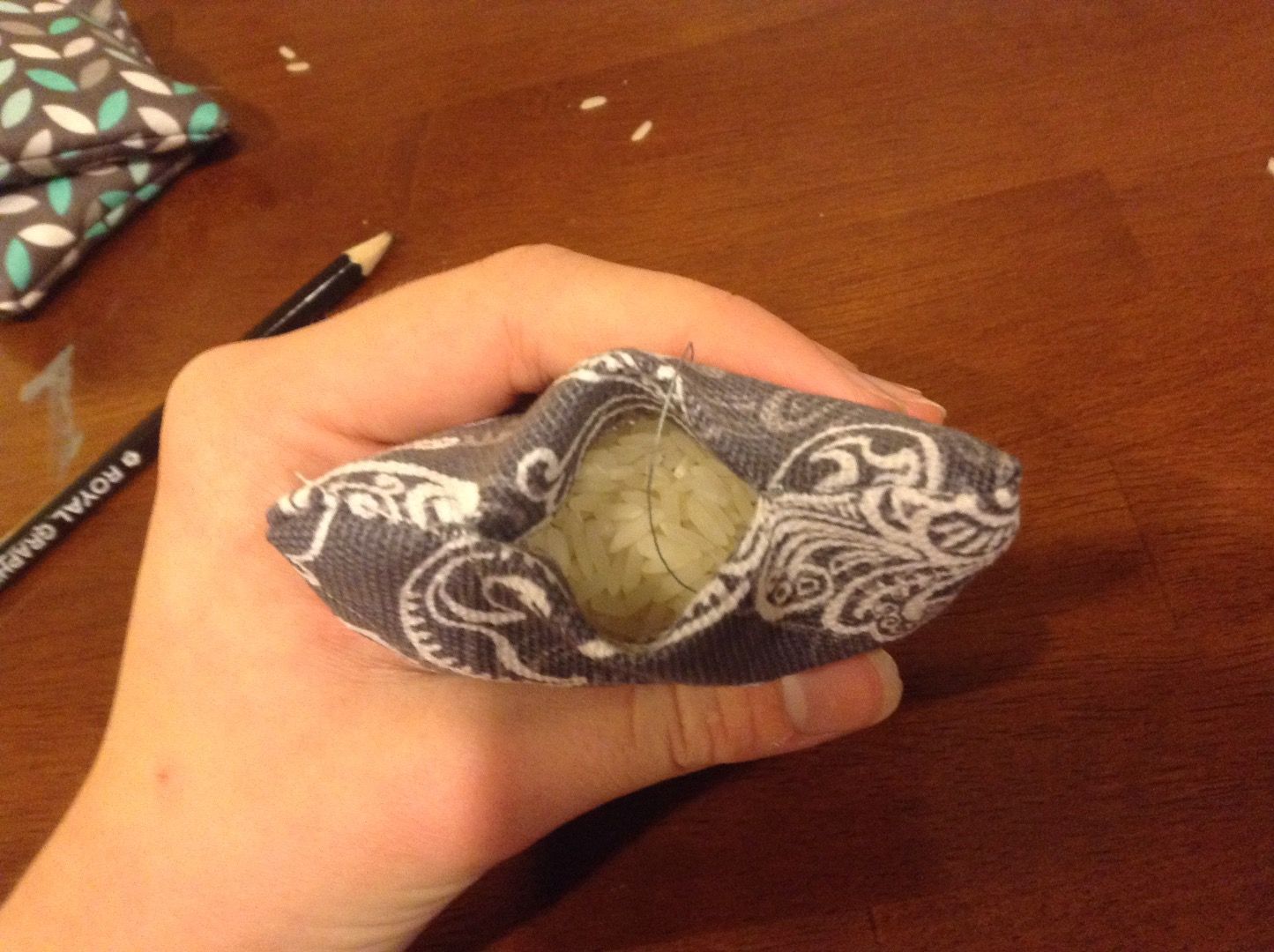 How to Make Hand Warmers : 6 Steps - Instructables