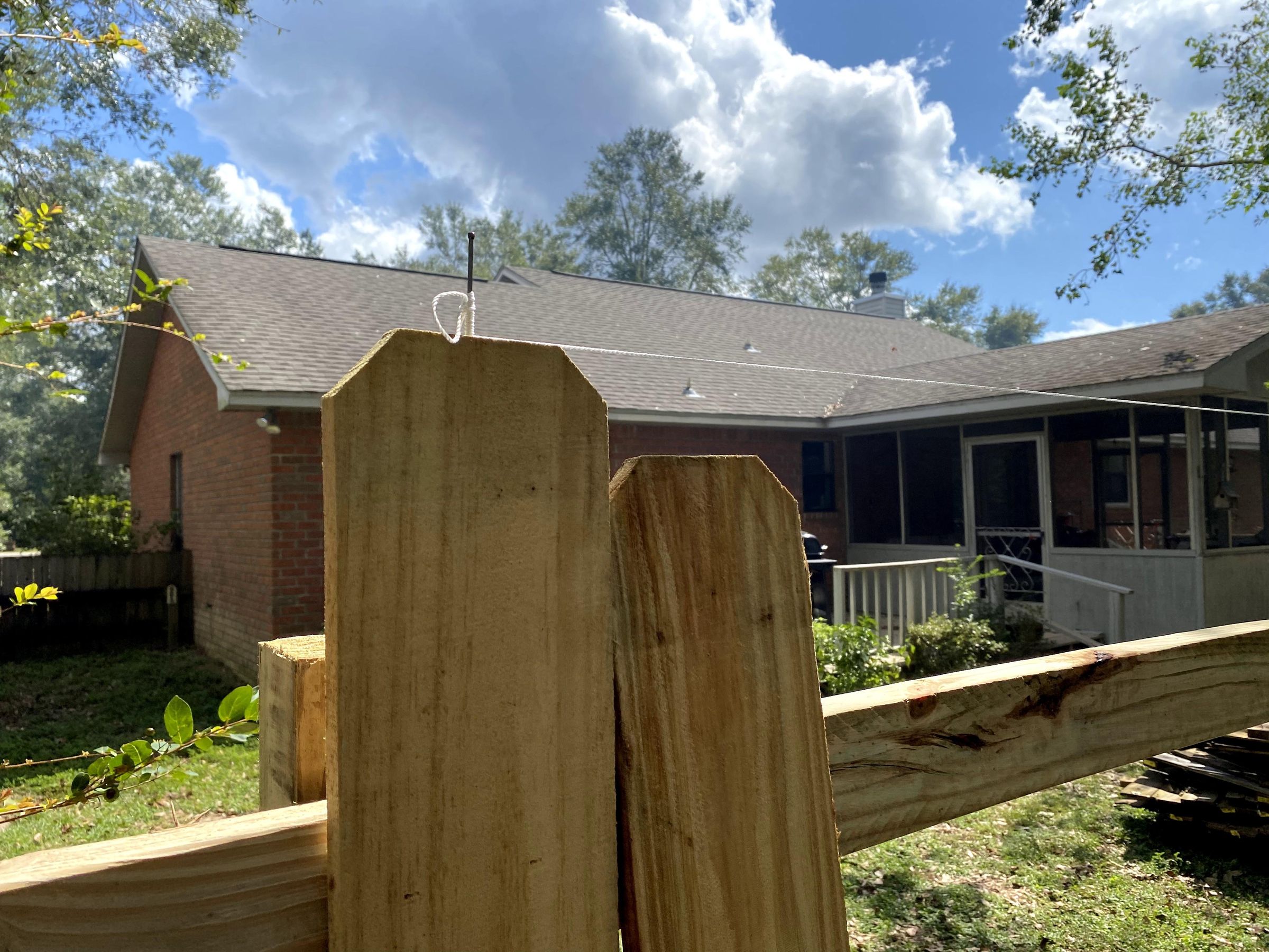 Build a Dog-Ear Fence From Scratch : 5 Steps (with Pictures ...