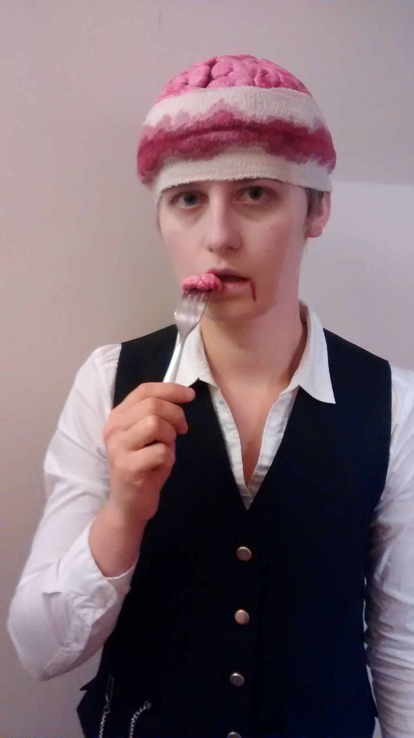 How To: Caulk a Bloody Brain Cap (with Pictures) - Instructables