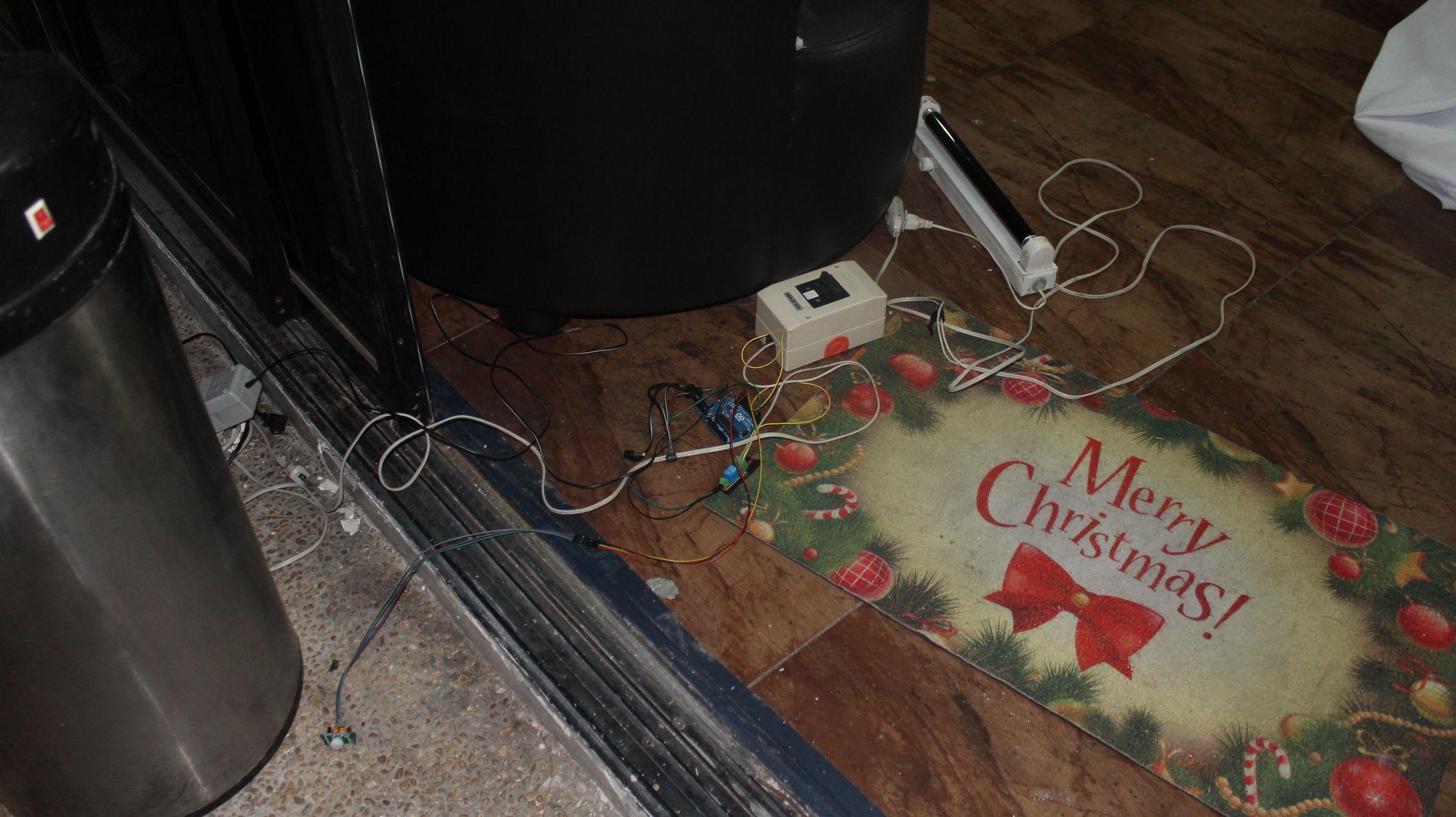 Motion Activated Ghost Prop : 4 Steps - Instructables