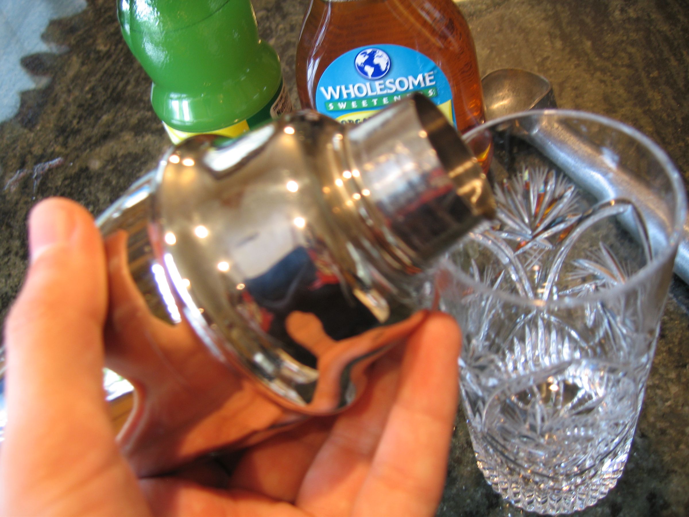 Philter of Health (Skyrim Drinks) - Instructables