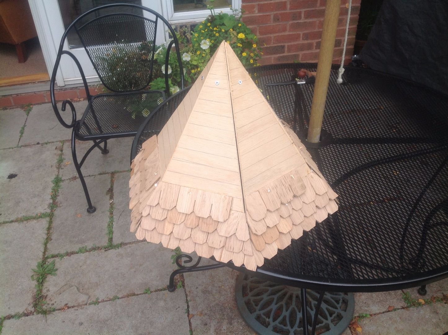 Hexagonal Bird Table From Recycled Wood : 5 Steps (with Pictures ...