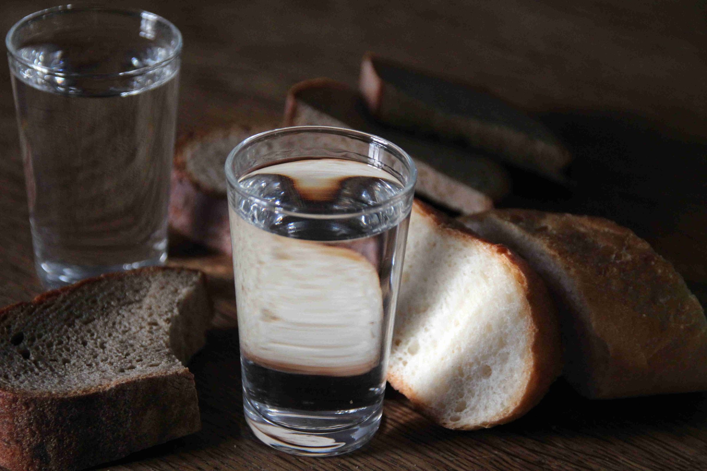 Vodka From Stale Bread & Crusts : 4 Steps (with Pictures) - Instructables