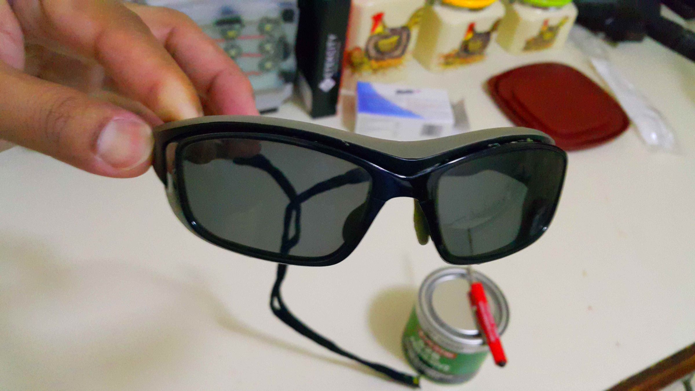 Fixing My Broken Sunglasses. : 3 Steps - Instructables