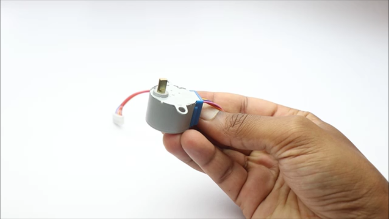 How to Make Arduino Powered Fish Feeder : 6 Steps (with Pictures ...