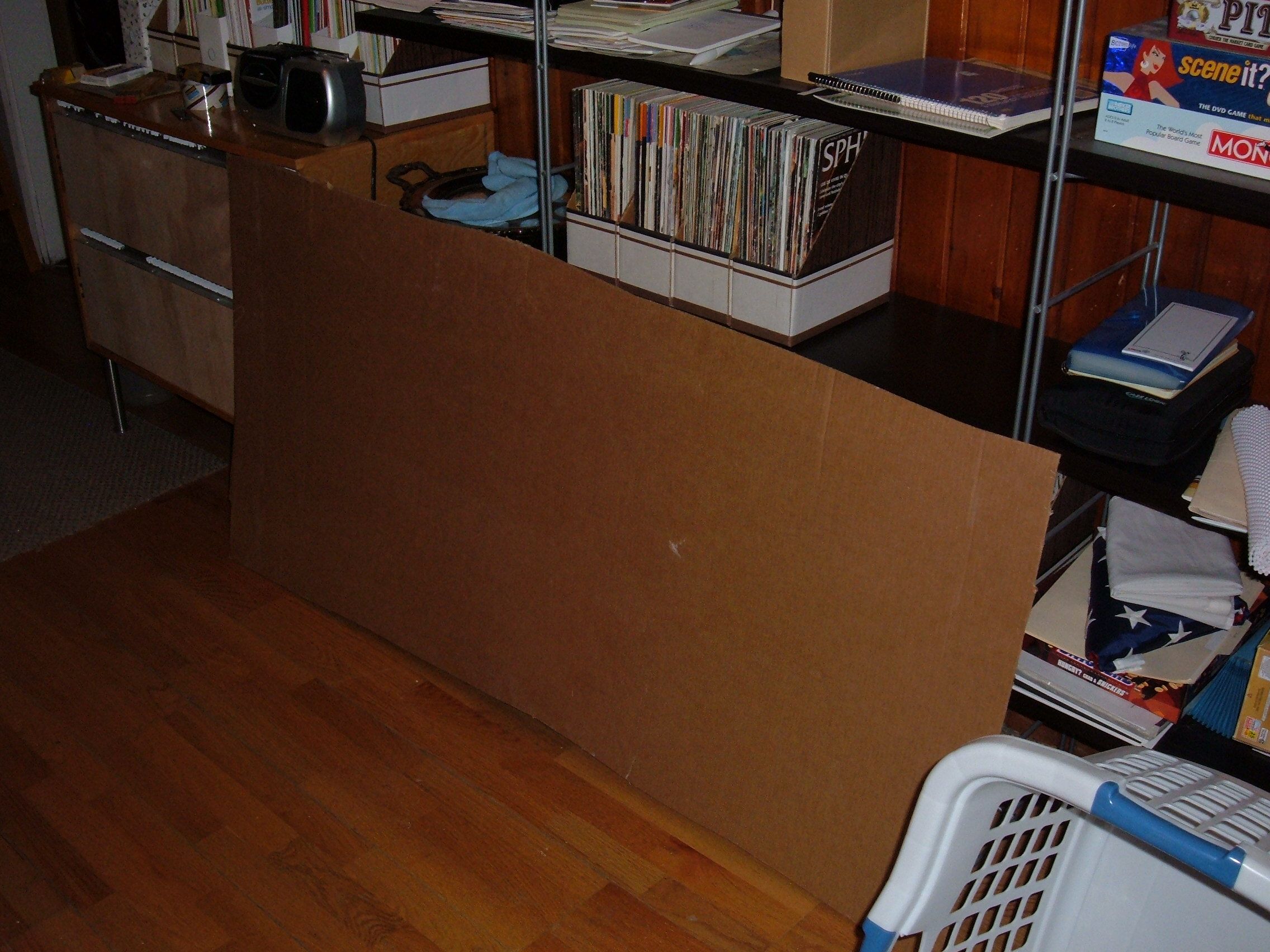 Homemade Cardboard Magazine Box : 8 Steps - Instructables