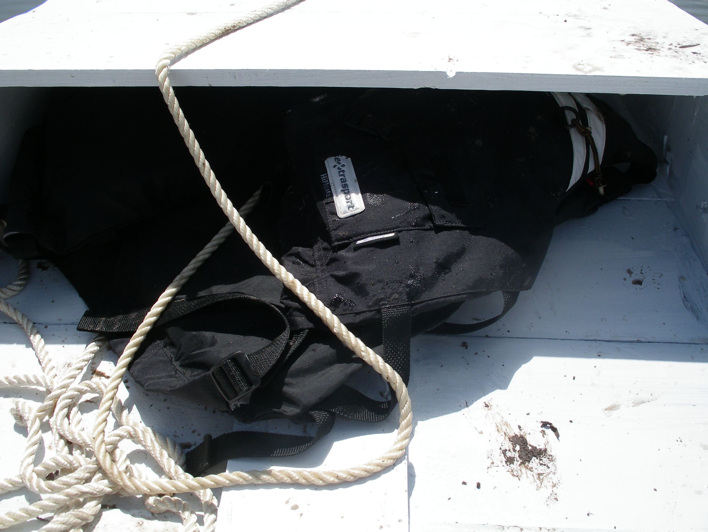 How to Construct a Simple Boat : 12 Steps (with Pictures) - Instructables