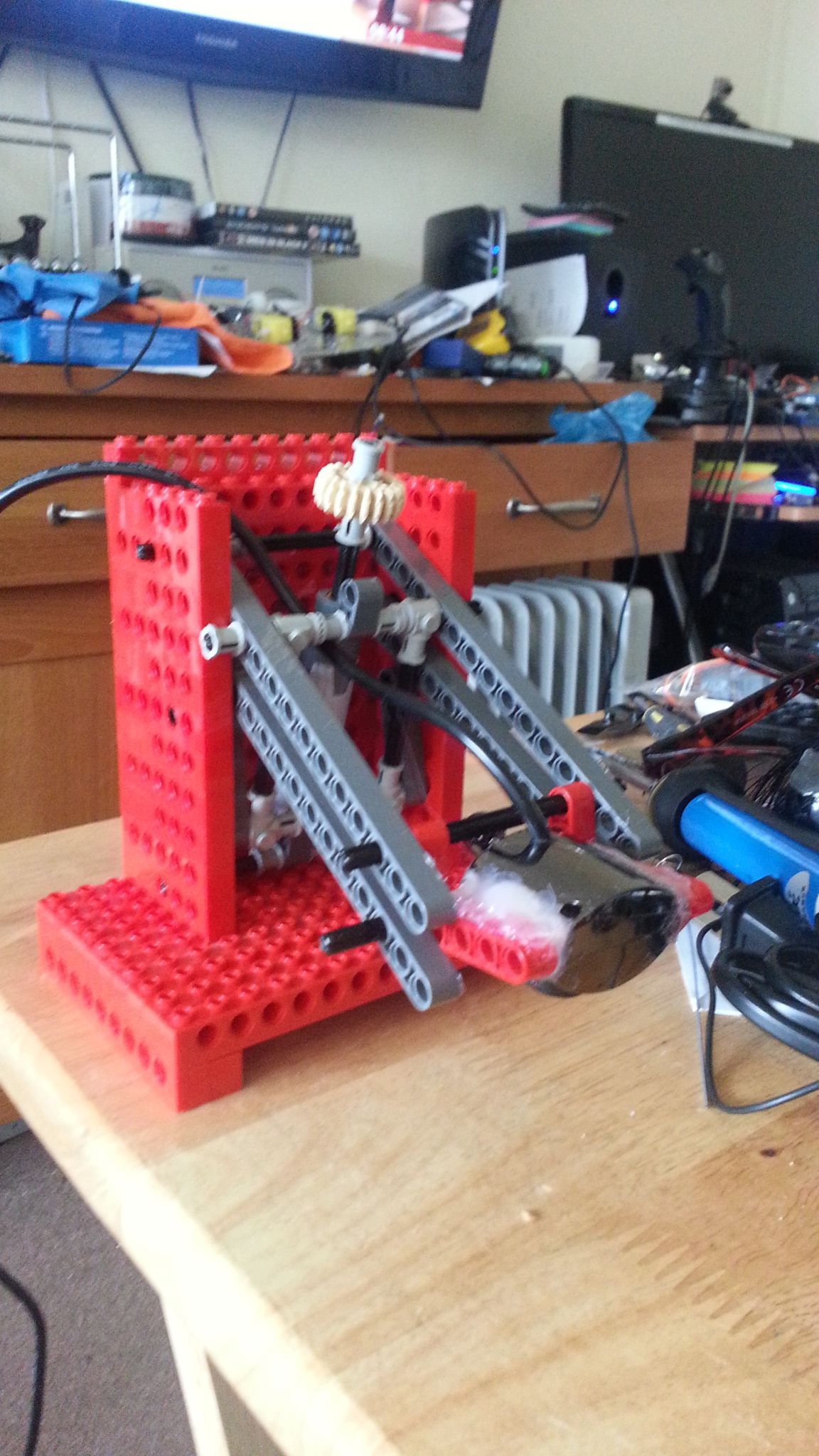 Save Money on Your DIY Laboratory - Robust, Easy to Focus USB ...