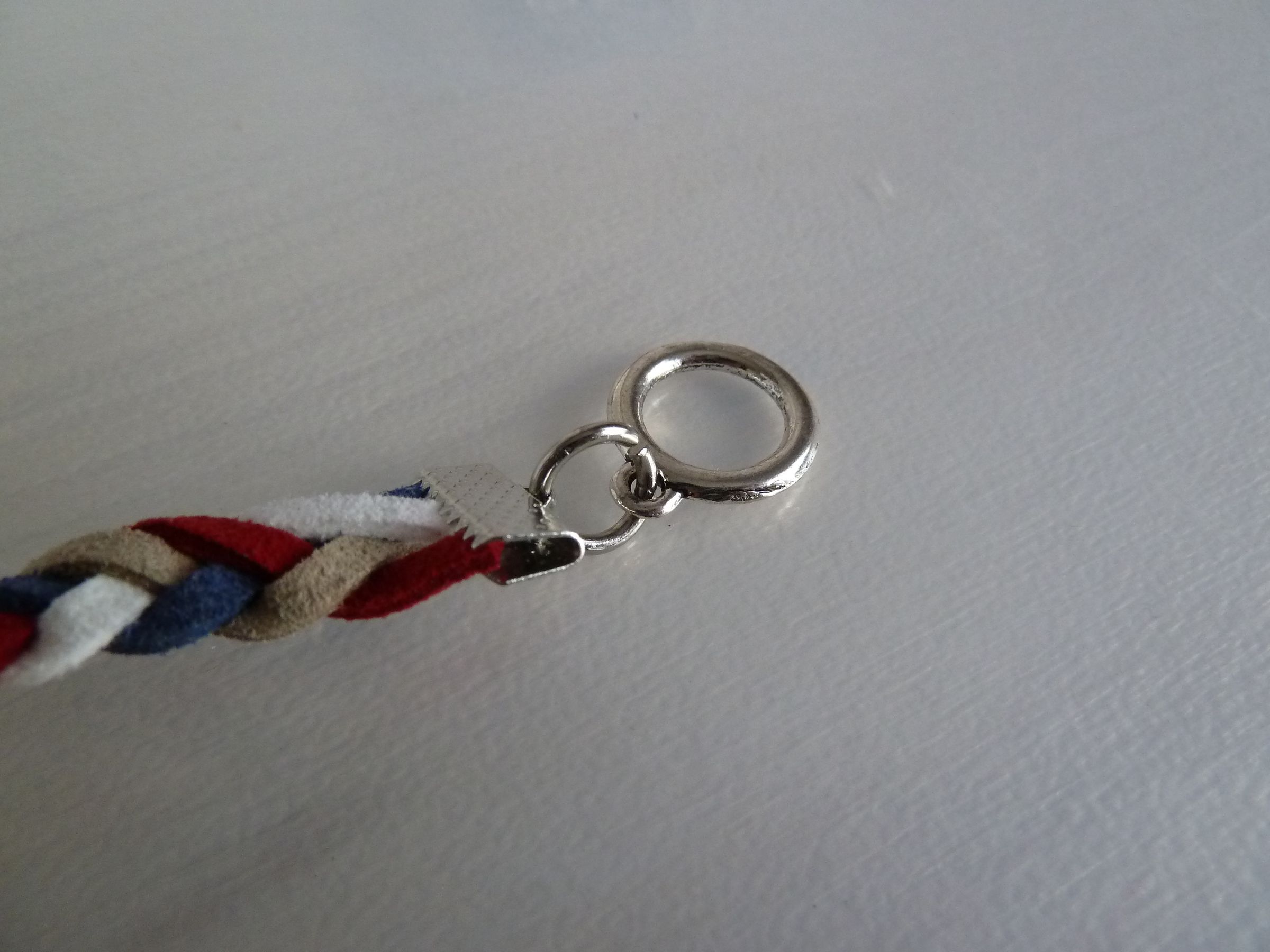 Four Strands Braided Bracelets : 8 Steps (with Pictures) - Instructables