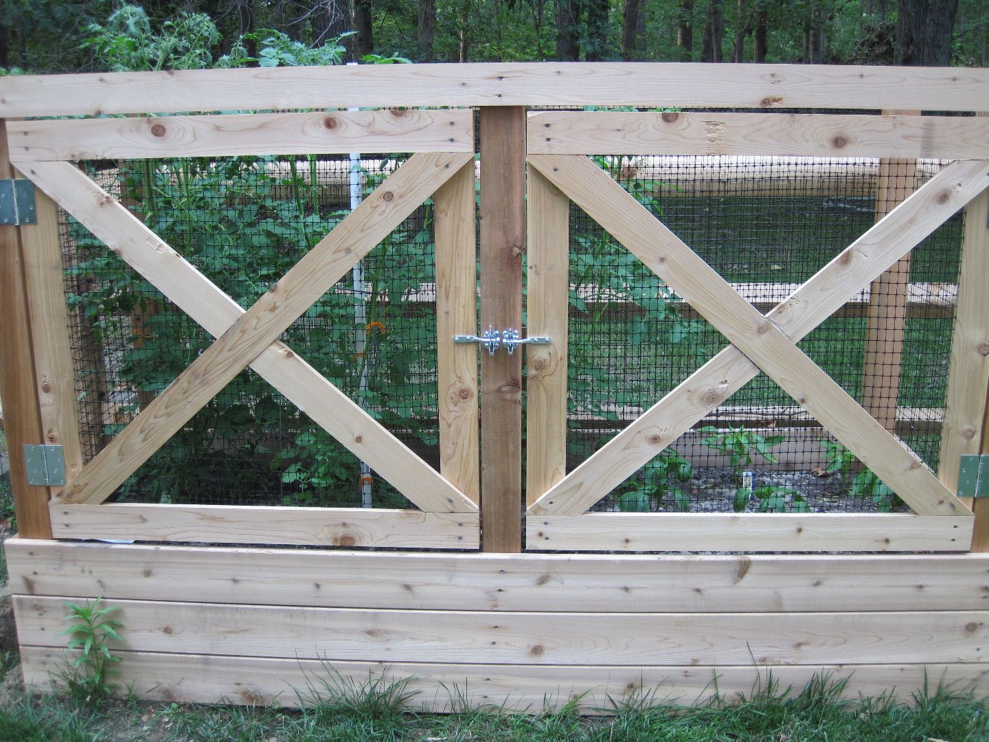 Deer-Proof Raised Garden Beds : 21 Steps (with Pictures) - Instructables