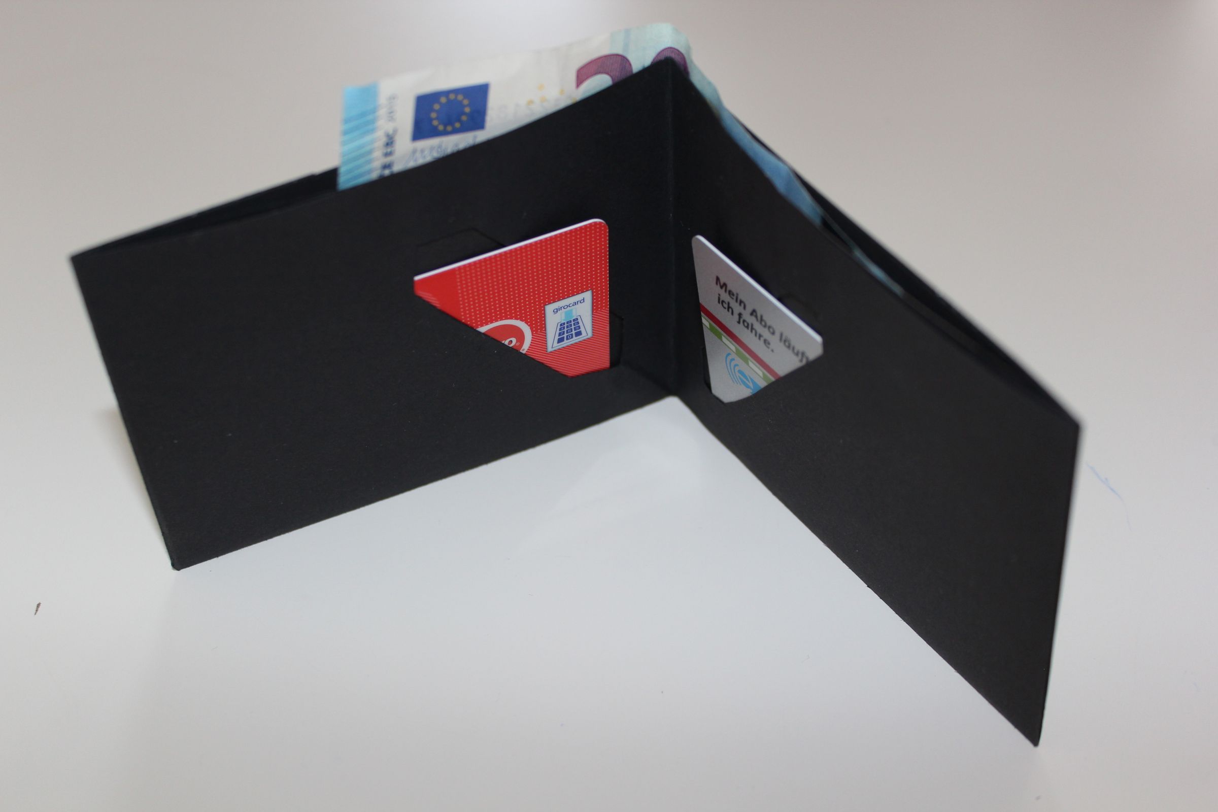 The Perfect Paper Wallet : 7 Steps (with Pictures) - Instructables