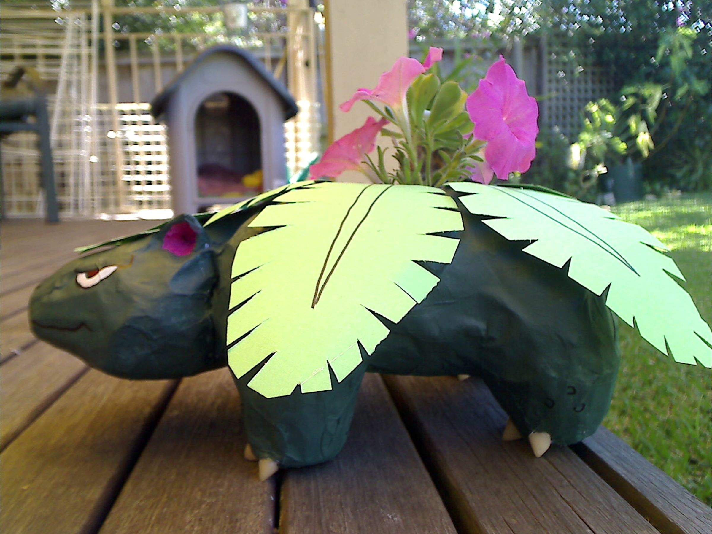 Make a Venusaur Planter Pot! : 16 Steps (with Pictures) - Instructables