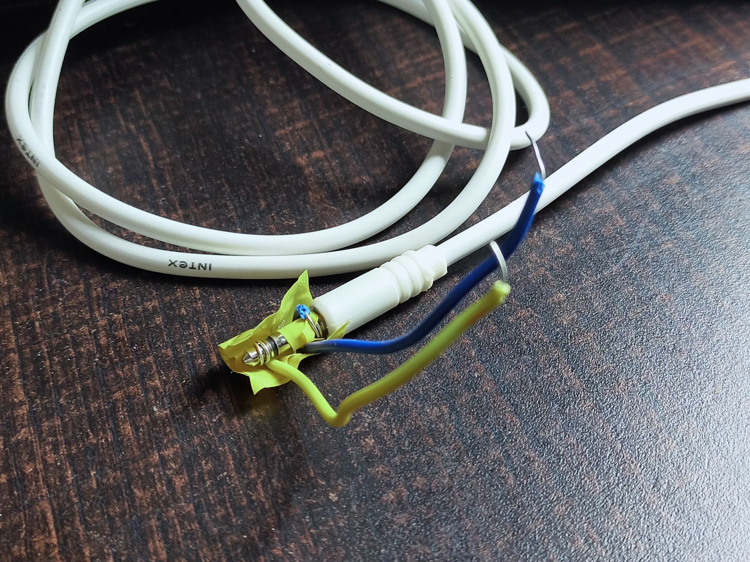 Air Piano Using IR Proximity Sensor, Speaker and Arduino Uno (Upgraded ...