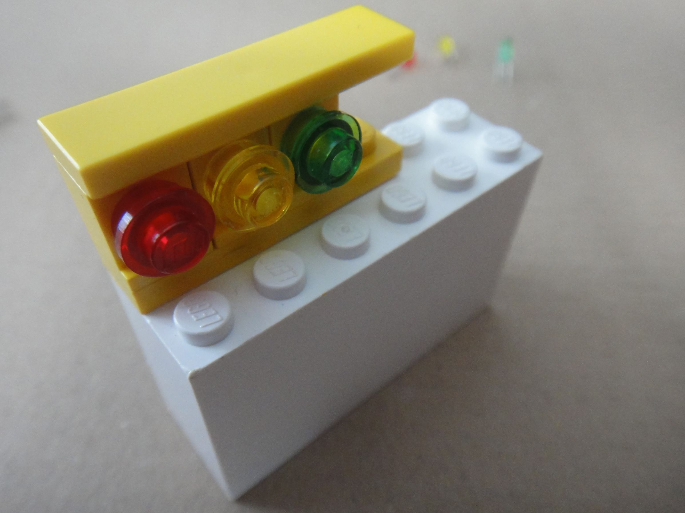 LEGO T-Intersection LED Traffic Light : 27 Steps (with Pictures ...