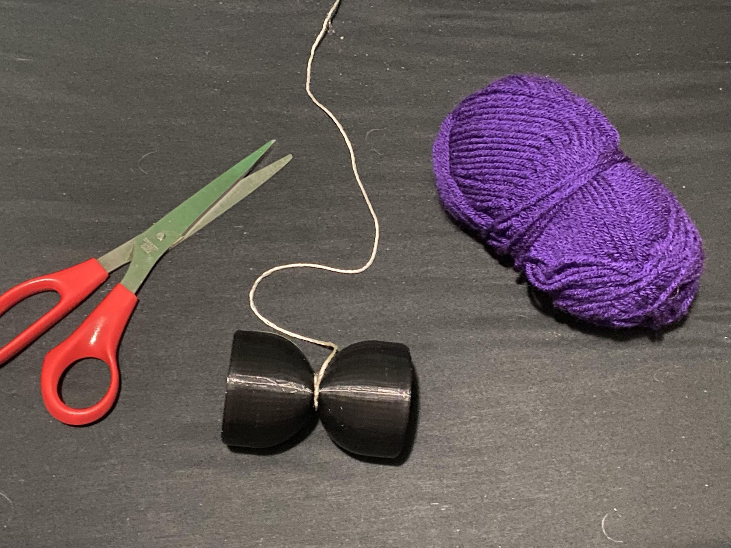 A Really Cool Yo-Yo! : 4 Steps - Instructables