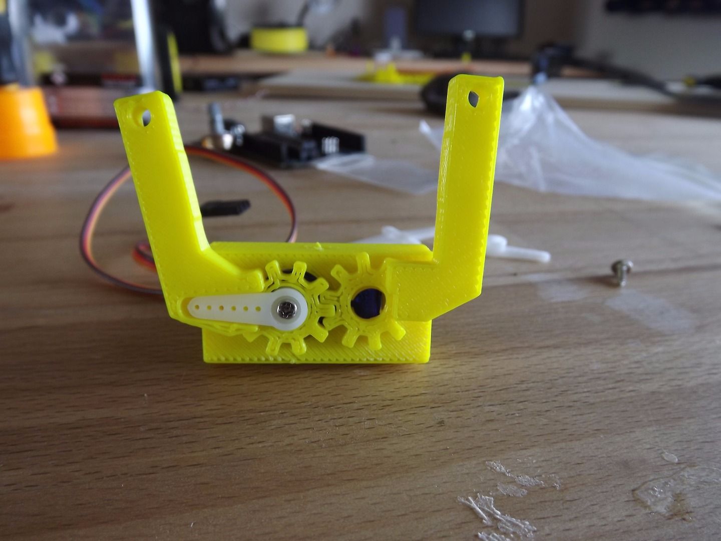 The Claw: a 3D Printed Robotic Claw : 7 Steps (with Pictures ...