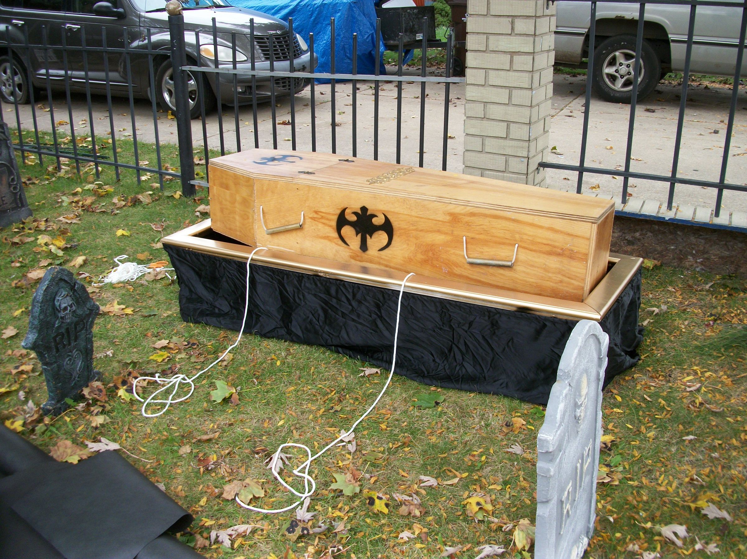 Coffin/Casket Lowering Device Stand : 5 Steps - Instructables