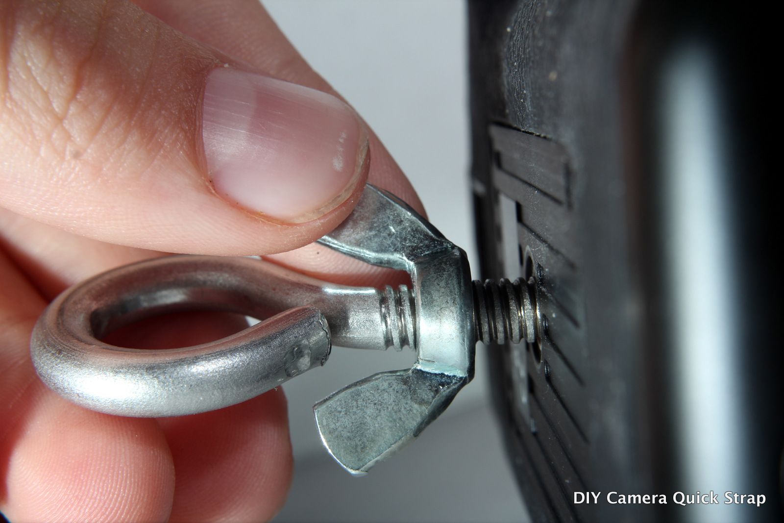 DIY Quick Camera Strap : 5 Steps (with Pictures) - Instructables