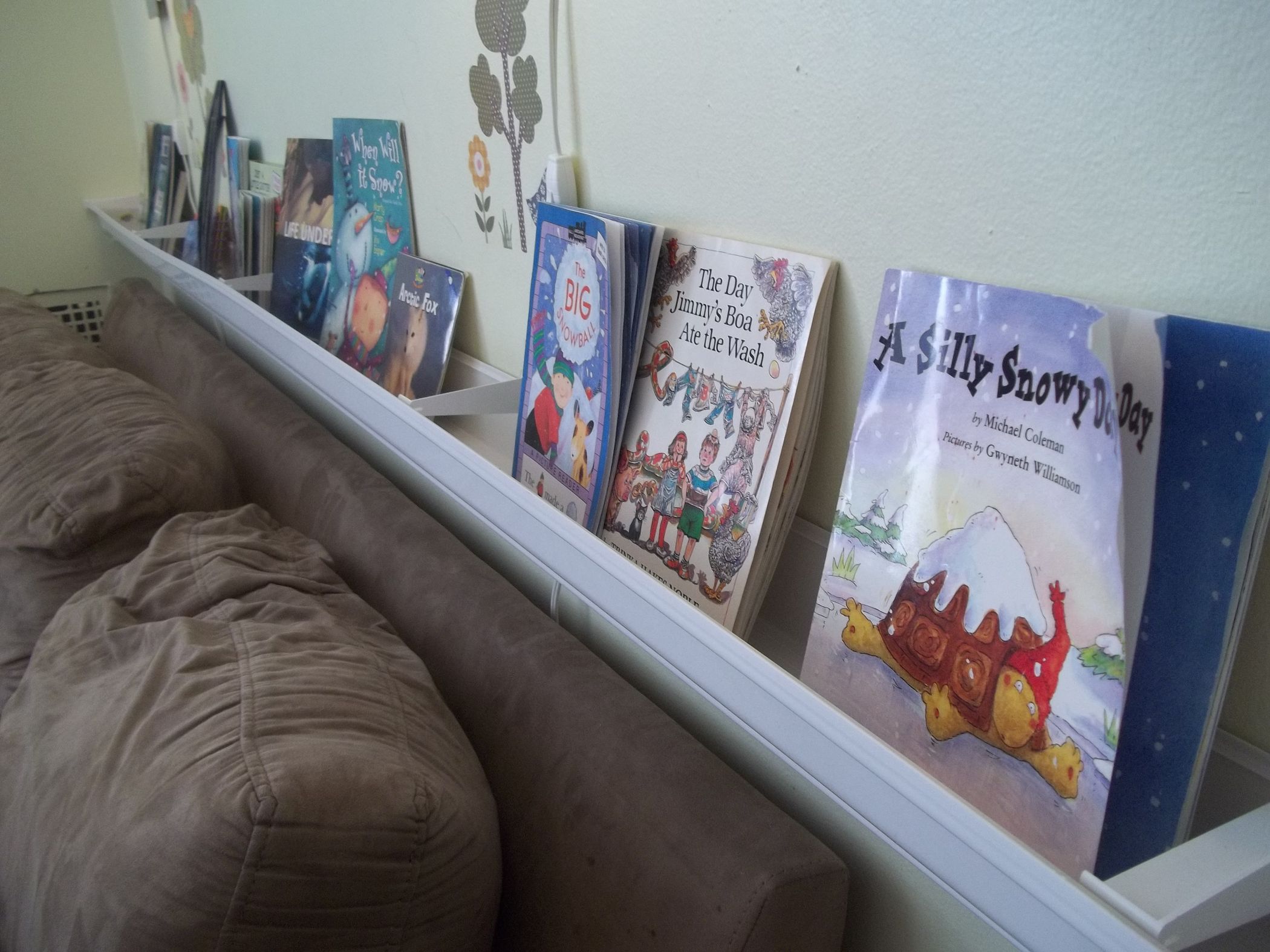 Rain Gutter Book Shelves (with Pictures) - Instructables