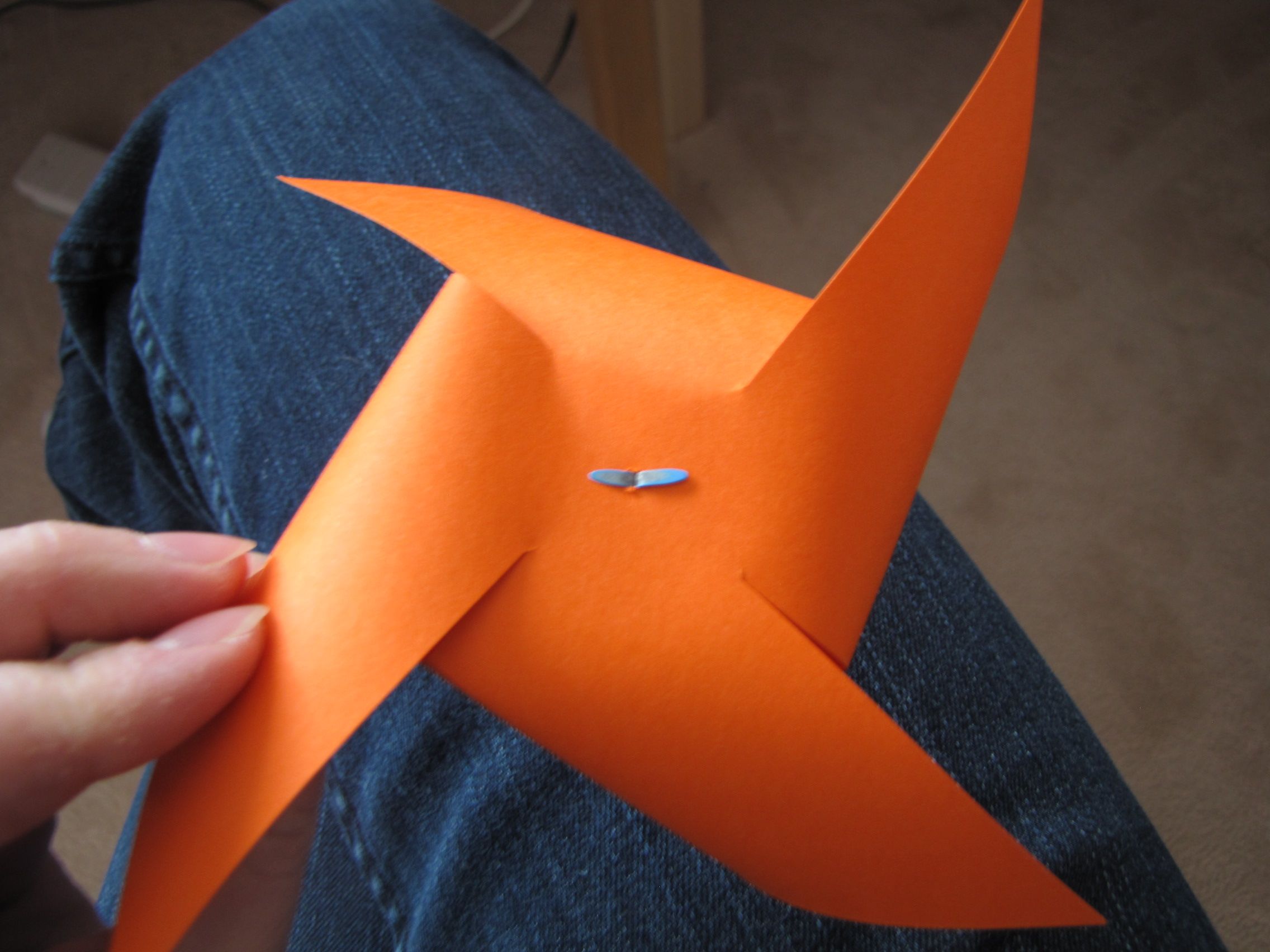 Easy Breezy Pinwheel Light : 6 Steps (with Pictures) - Instructables