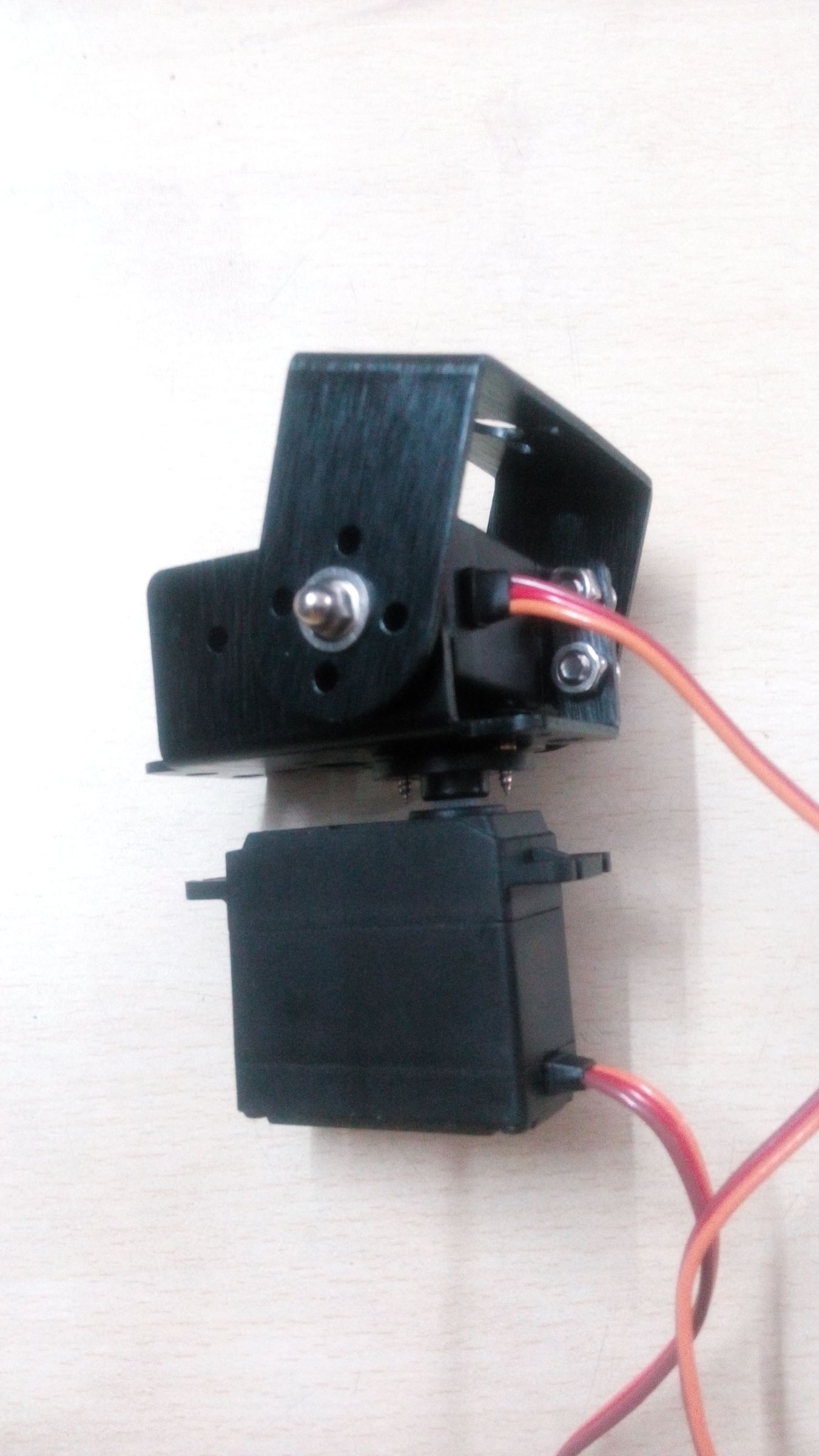 Sunflower - Arduino Solar Tracker : 5 Steps (with Pictures) - Instructables