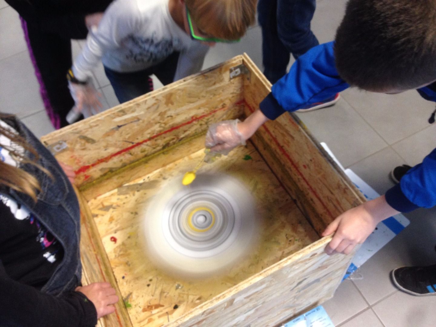 Splash Machine [Spin Art Maker] : 9 Steps (with Pictures) - Instructables