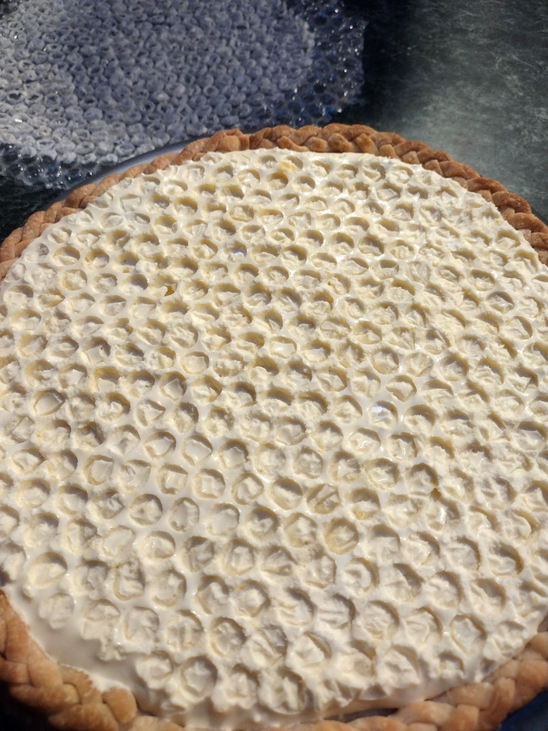 Lemon Chiffon Bee Pie : 9 Steps (with Pictures) - Instructables